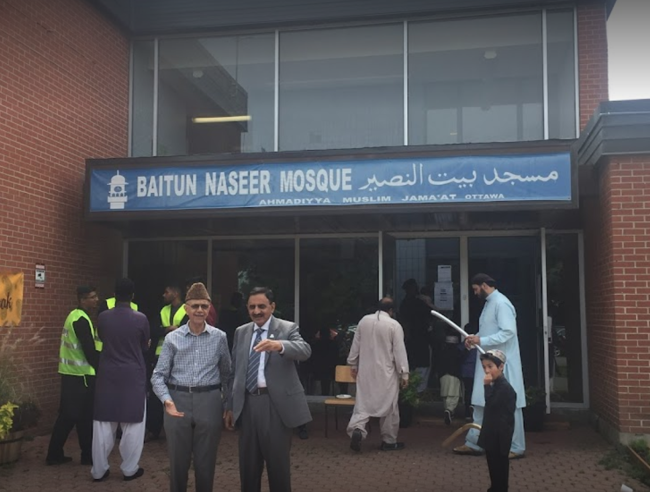 Baitun Naseer Mosque (Ahmadiyya) - Orlenas/Cumberland - Ottawa